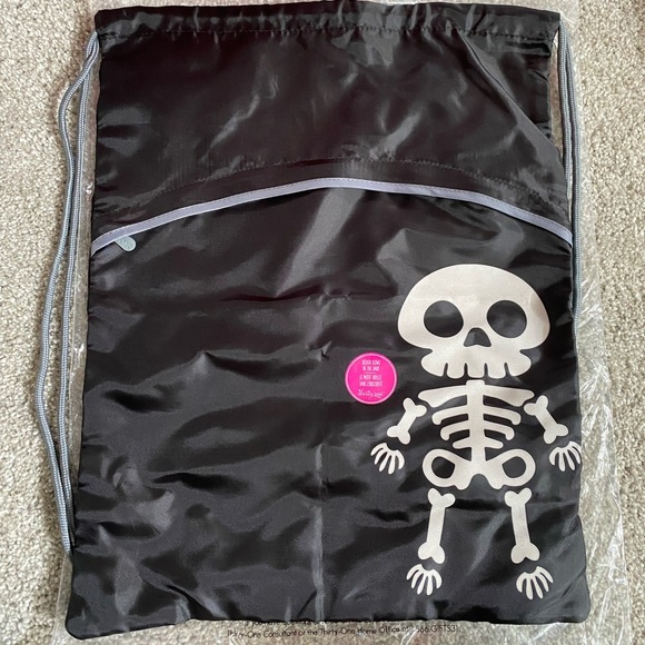 thirty-one | Bags | Retired Print Lil Bones Cinch Sac | Poshmark